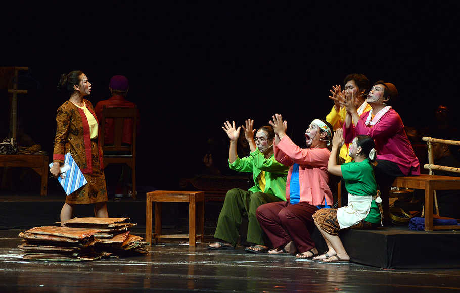 Pengertian Seni Teater Serta Fungsi, Unsur, Jenis, dan Contohnya - Ka'u ...